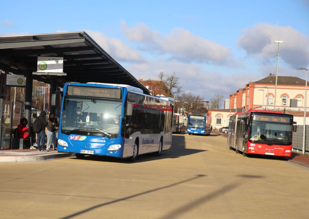 Bus Aurich Leer 460