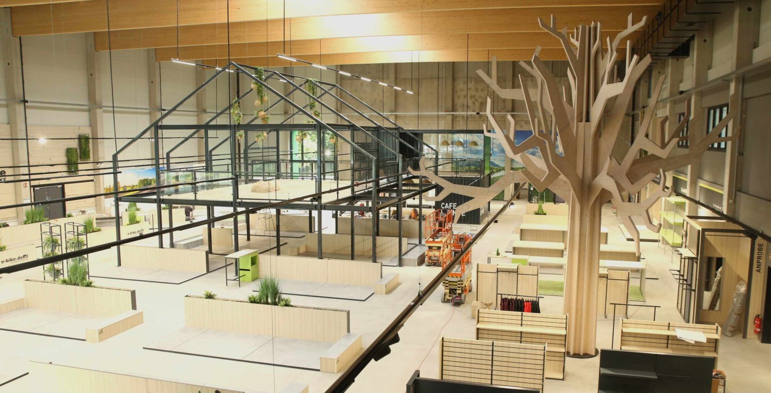 Zweirad Hackmann: Große Neueröffnung auf 10.000 Quadratmetern mit ...